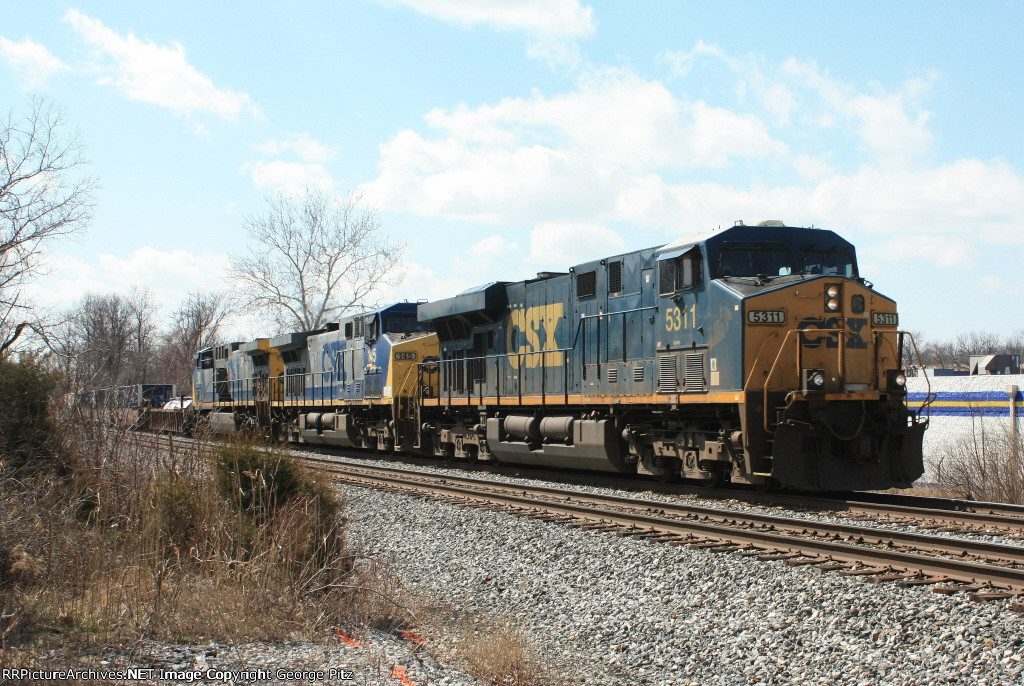 CSX 5311 and train Q034